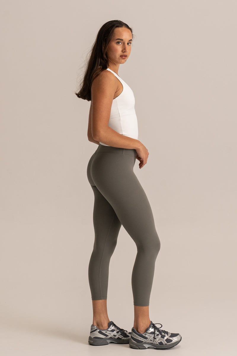 HyperLuxe Contour Tank- White– HyperLuxe Activewear